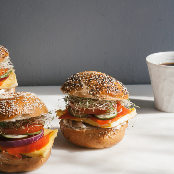 How to Make a Bomb Ass Bagel Sandwich At Home