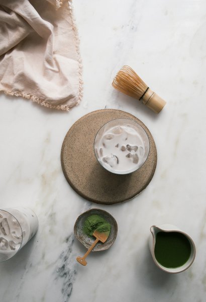 Iced Matcha Latte An Easy Recipe - A Cozy Kitchen