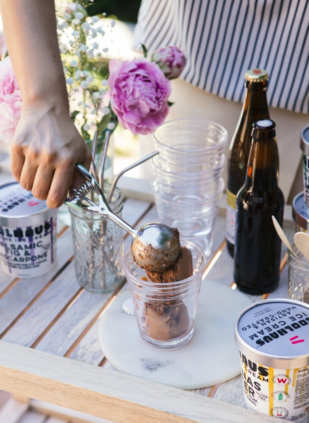 Beer Ice Cream Floats + Burger Party! - A Cozy Kitchen