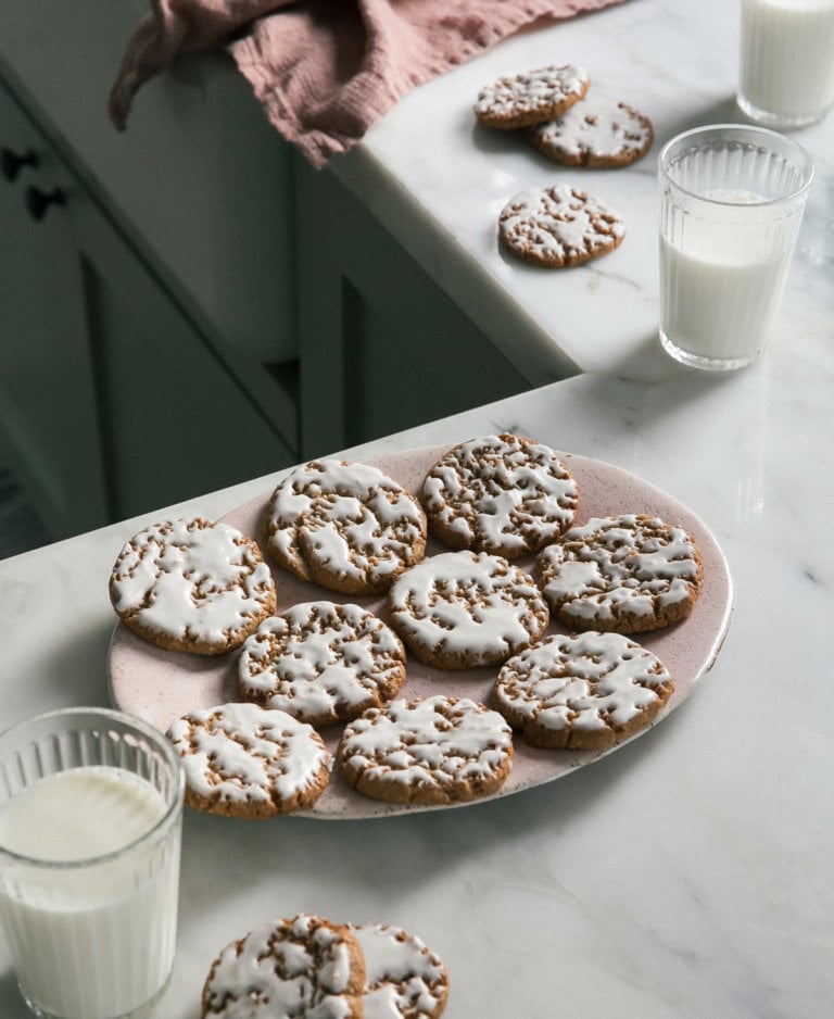 Iced Oatmeal Cookies Recipe Midwest - A Cozy Kitchen